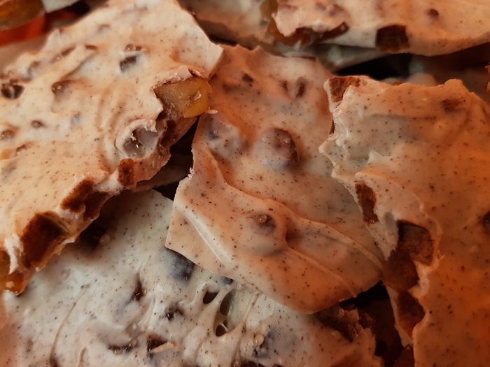 Chocolat à la casse BLANC à l'ORANGE et CANNELLE :: Lesdoigtsdecaroline